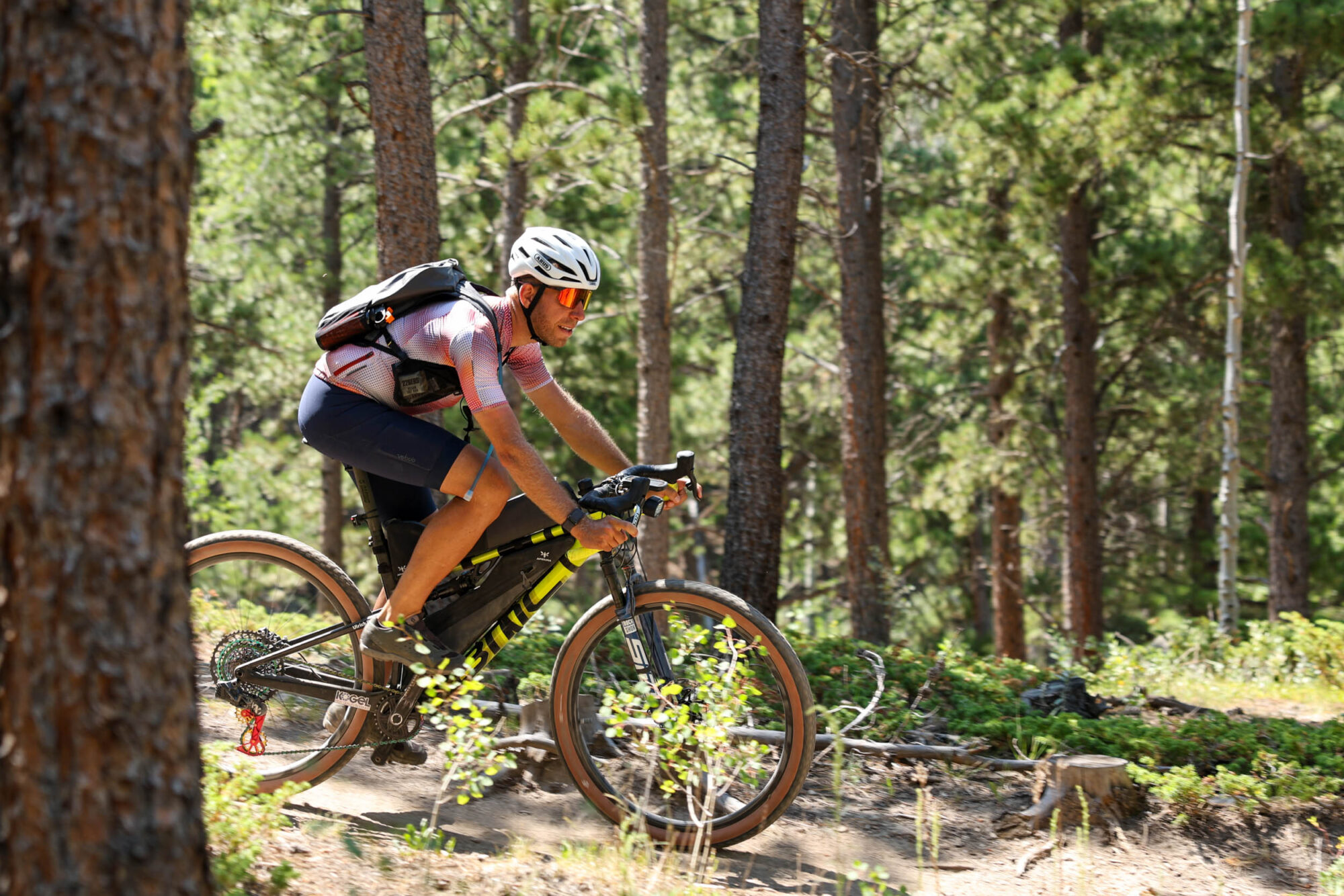 Ulrich Bartholmoes' 2024 Colorado Trail Race Pack List - BIKEPACKING.com