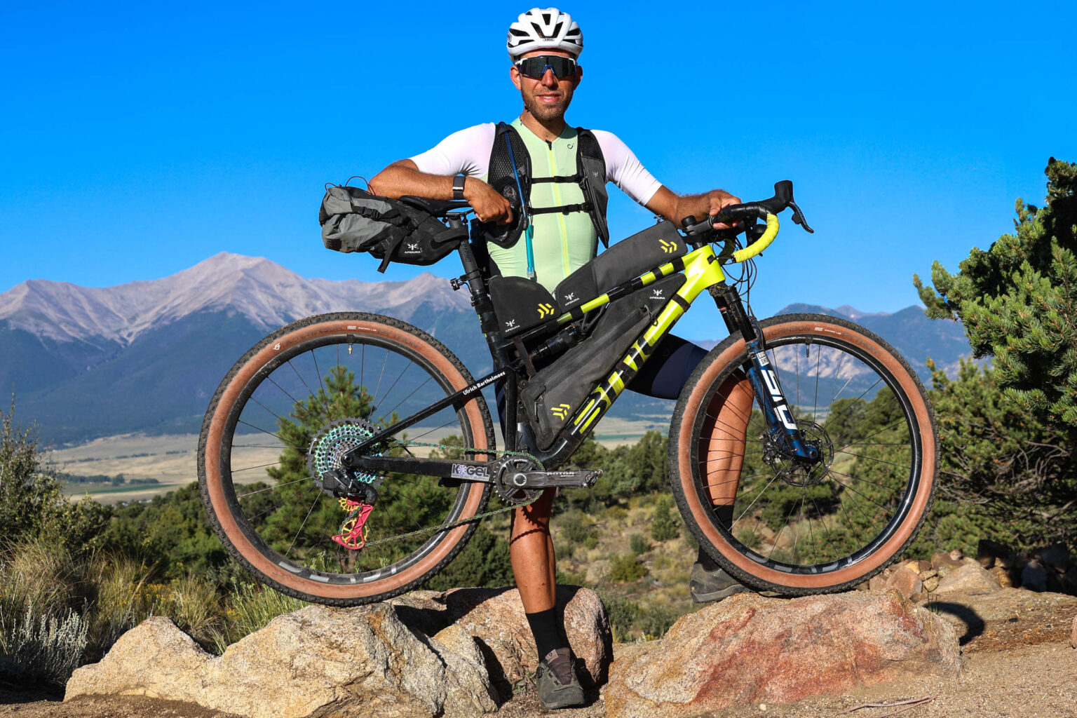 Ulrich Bartholmoes' 2024 Colorado Trail Race Pack List - BIKEPACKING.com