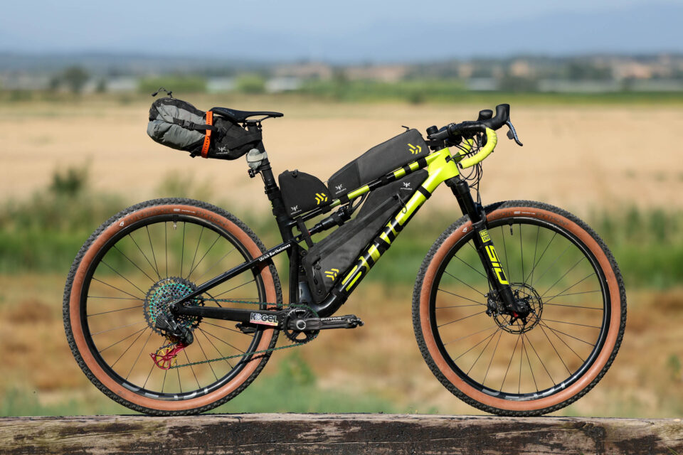 Ulrich Bartholmoes' 2024 Colorado Trail Race Pack List - BIKEPACKING.com