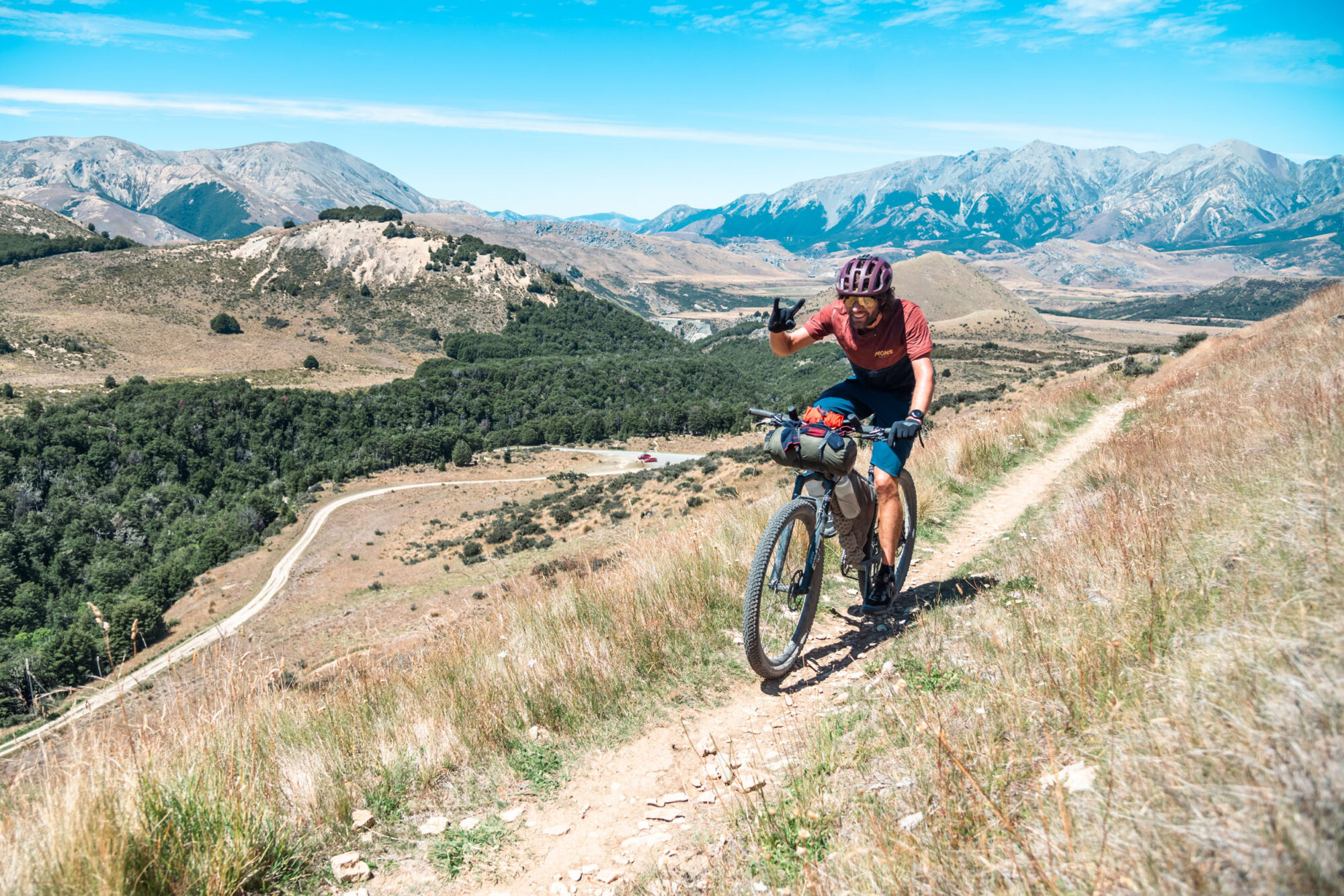 Fronting Up: Tour Te Waipounamu Film - BIKEPACKING.com