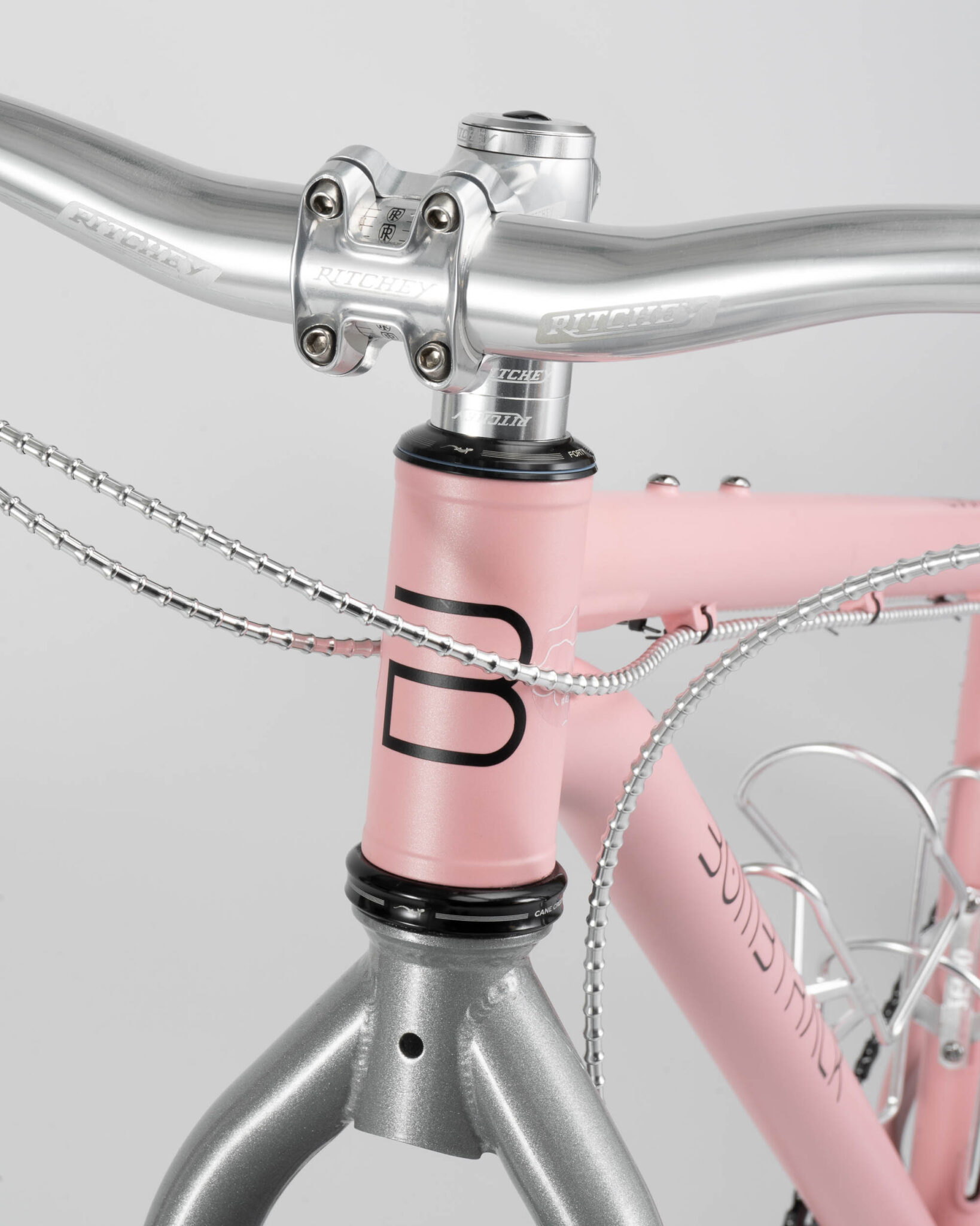 This Dune-Inspired Bombtrack Beyond+ is Stunning - BIKEPACKING.com