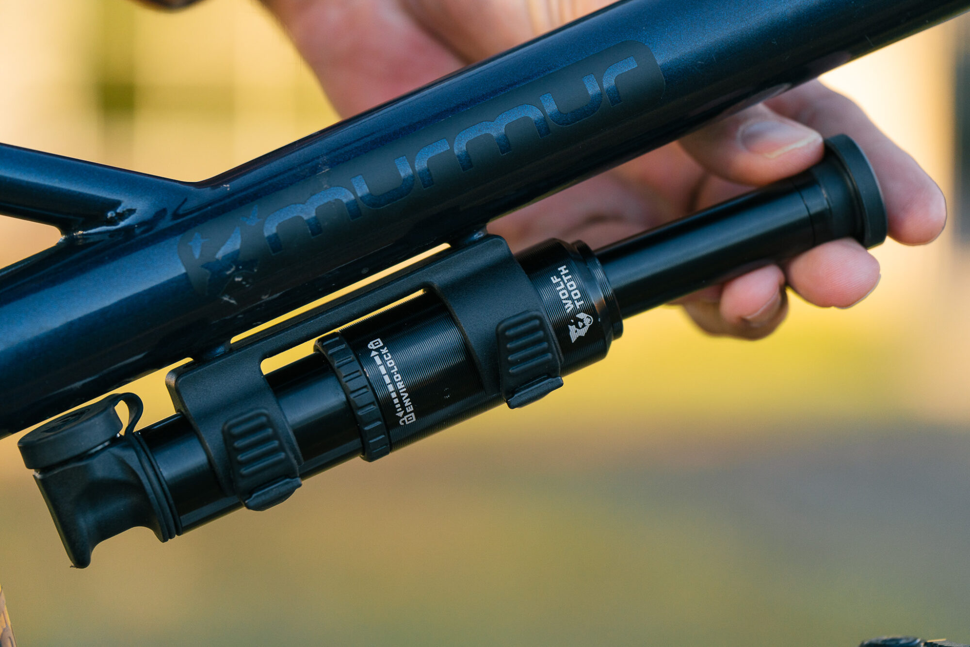 Wolf Tooth EnCase Pump Inline Mount Announced - BIKEPACKING.com