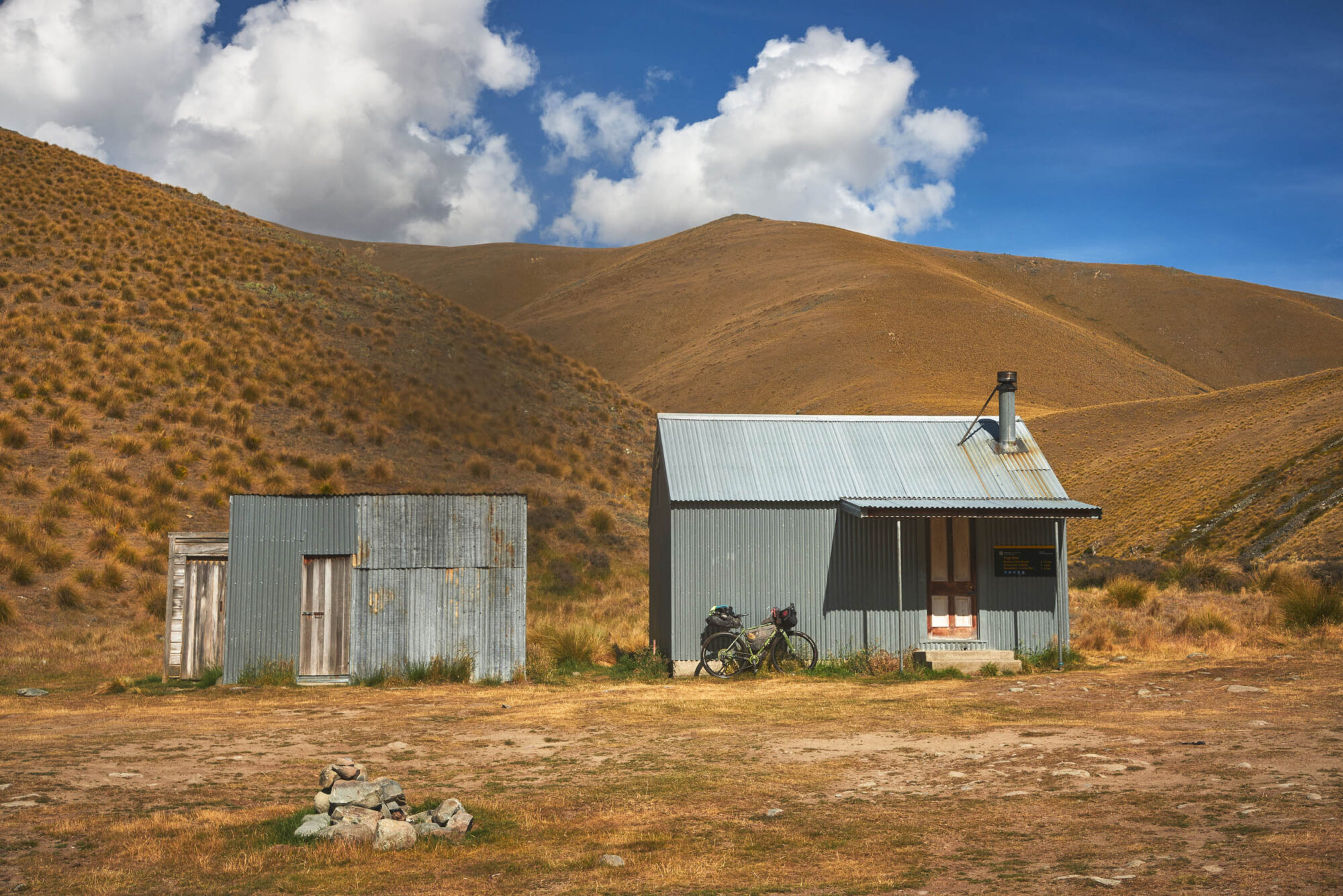 Across New Zealand: Running in the Roar of the Wind - BIKEPACKING.com