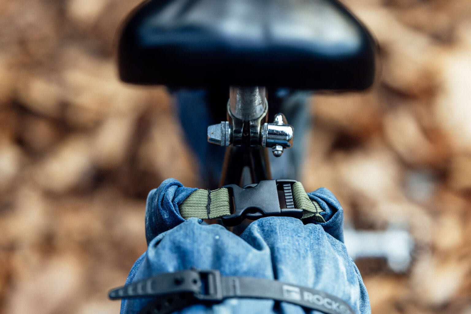 DIY Pants-Leg Stuff Sack (Rack Bag) - BIKEPACKING.com