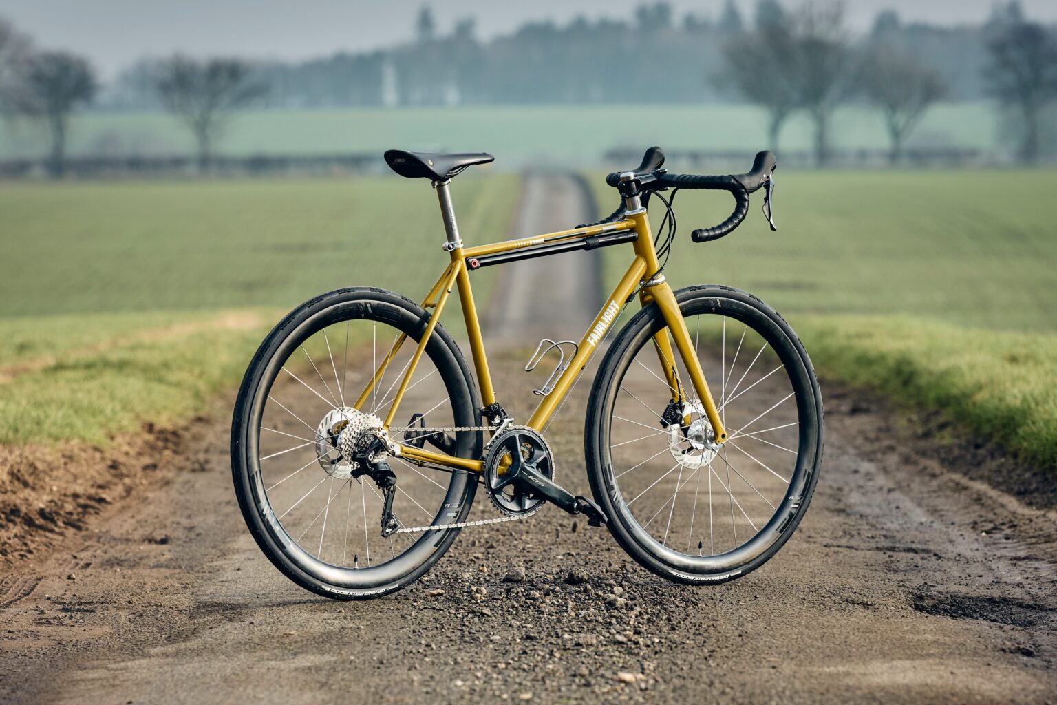 Fairlight Strael 4.0- BIKEPACKING.com