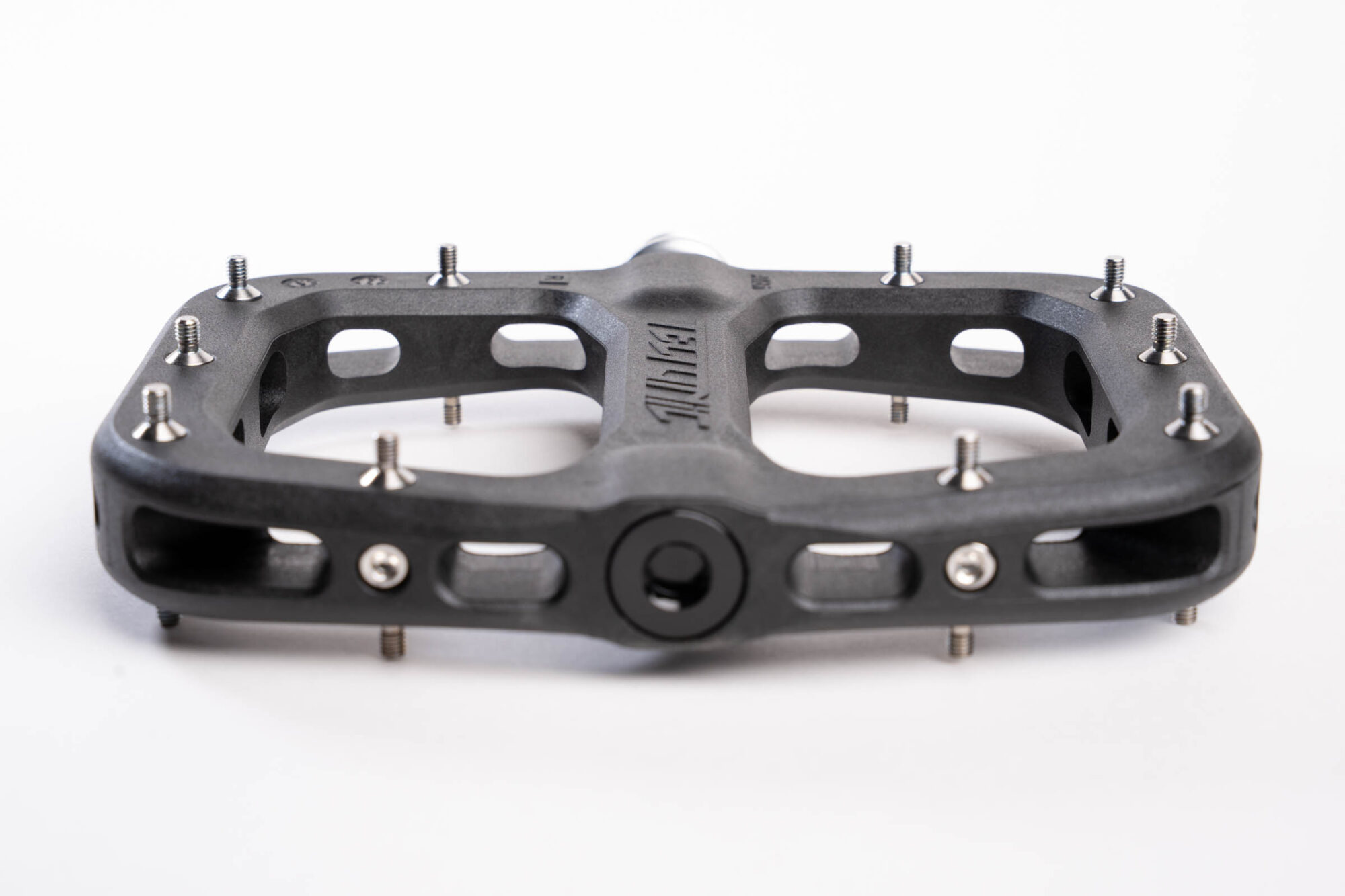 Tectonic Components Alibi Pedals - BIKEPACKING.com
