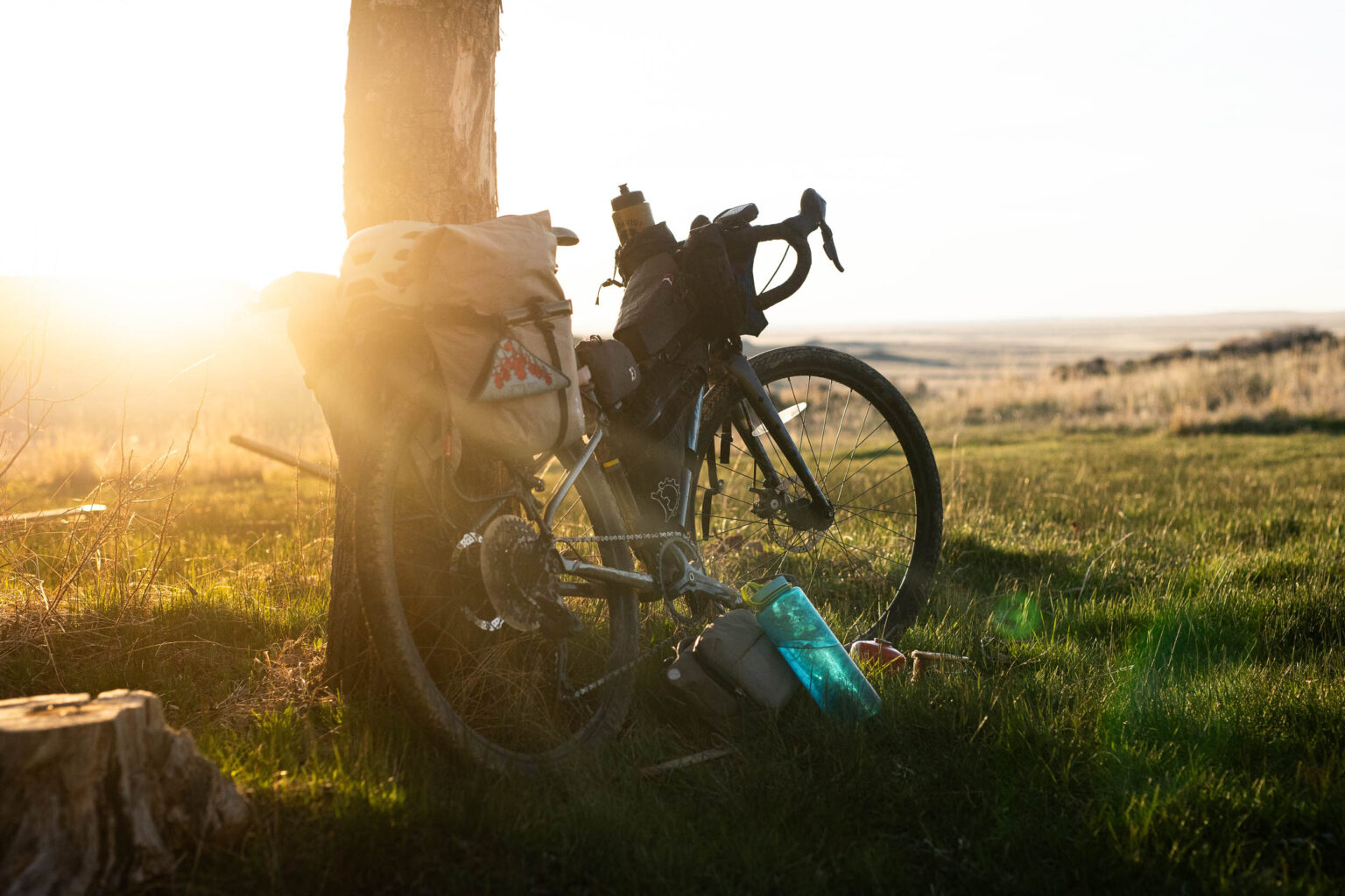 Headwinds: Bikepacking the Red Desert (Video) - BIKEPACKING.com