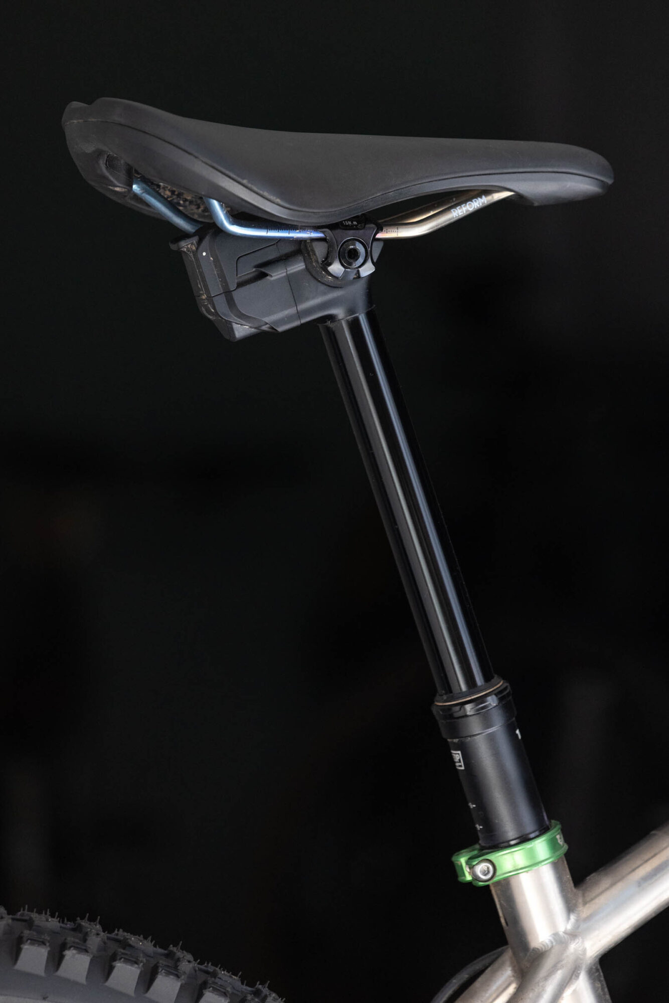 Wireless Dropper Posts + Reverb AXS vs Fox Transfer Neo - BIKEPACKING.com