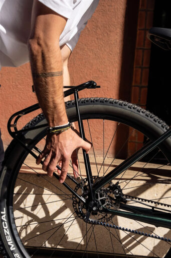 ORTLIEB Axle-Mounted Racks are Here! - BIKEPACKING.com