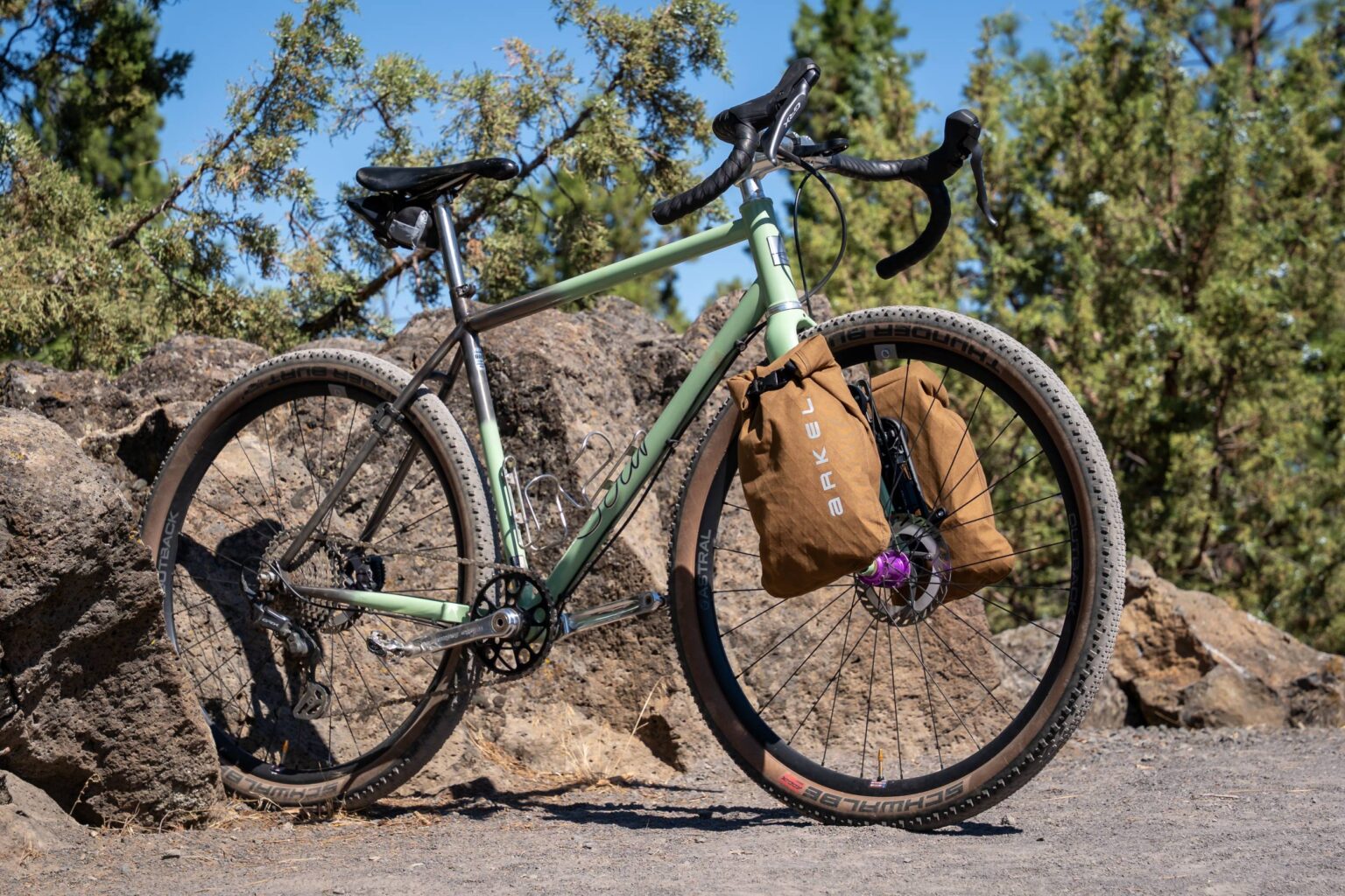 Old Man Mountain FLiP System Available to Small Makers - BIKEPACKING.com