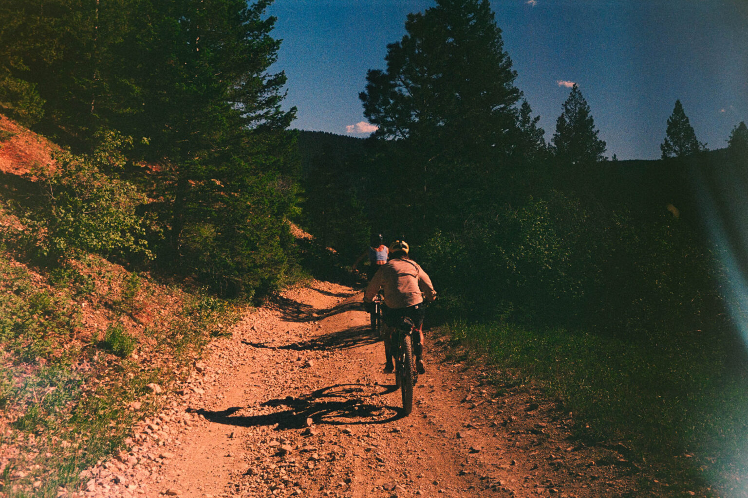 Rider's Lens: Shooting by Instinct with Pablo Selman - BIKEPACKING.com