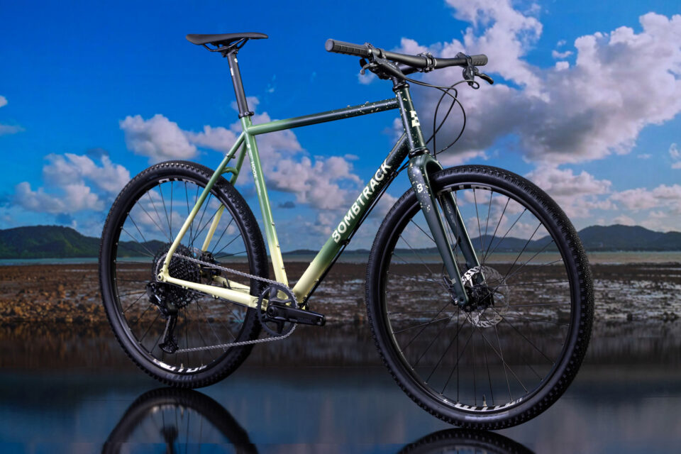 Bombtrack Flat-Bar Hook EXT SX Eagle Build - BIKEPACKING.com
