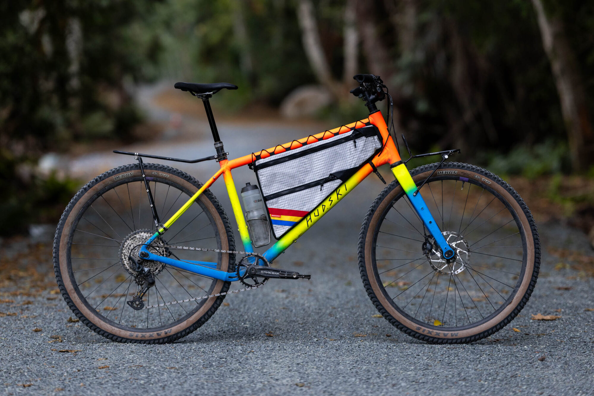 Hudski Dualist Review: Joy Machine - BIKEPACKING.com