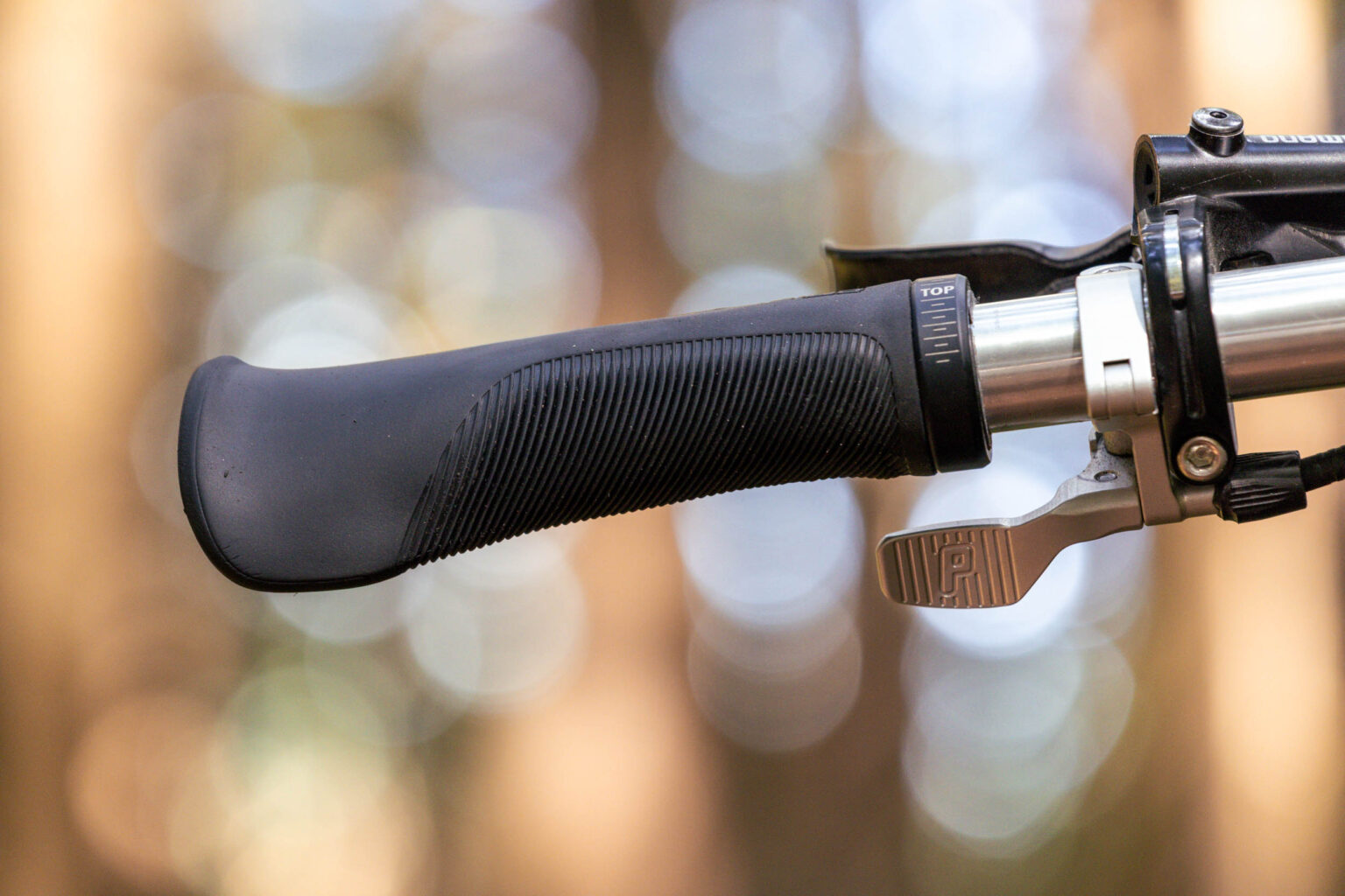 SQlab 710 2.0 Grips Review: Battle of the Mini Wing - BIKEPACKING.com