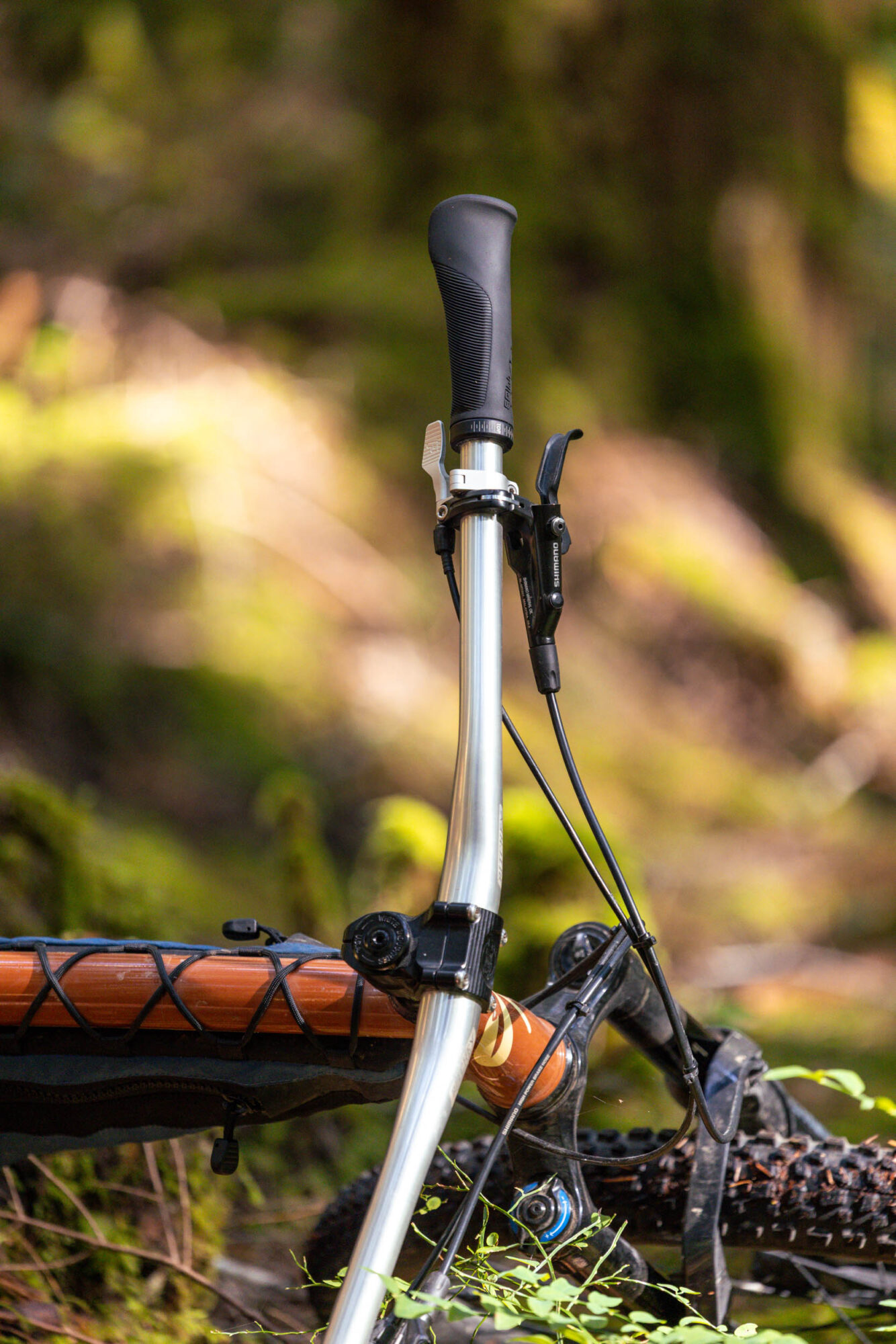 SQlab 710 2.0 Grips Review: Battle of the Mini Wing - BIKEPACKING.com