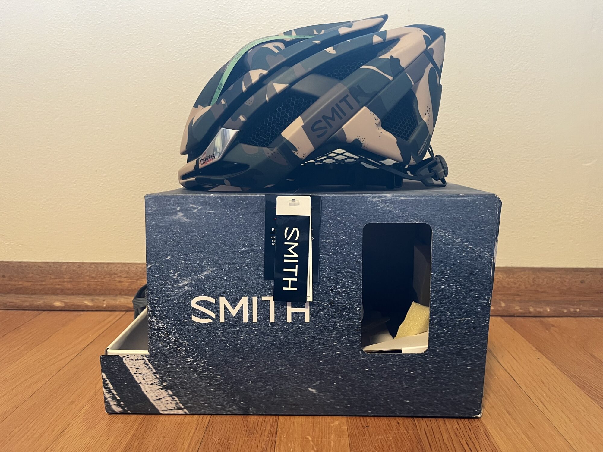 Smith Overtake Bike Helmet M 55-59cm Matte Disruption Camo [NWT] - BIKEPACKING.com