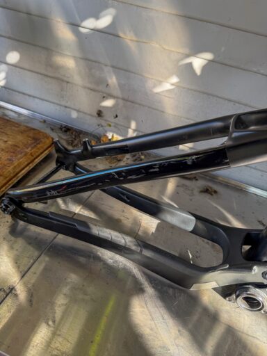 Trek Remedy 9.8, Fox 36 Factory 160, OneUp 120mm dropper - BIKEPACKING.com