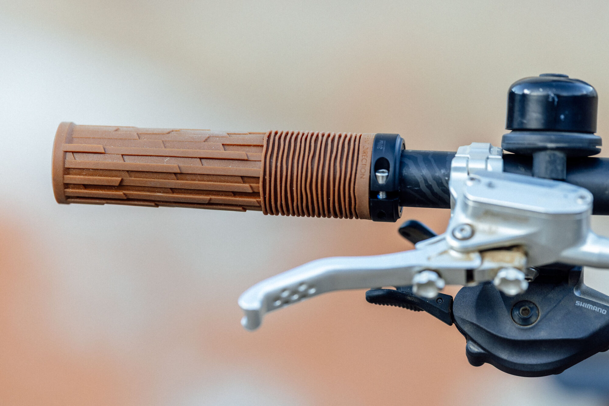 Teravail Lytho Grips + Moonstone Bars First Look - BIKEPACKING.com