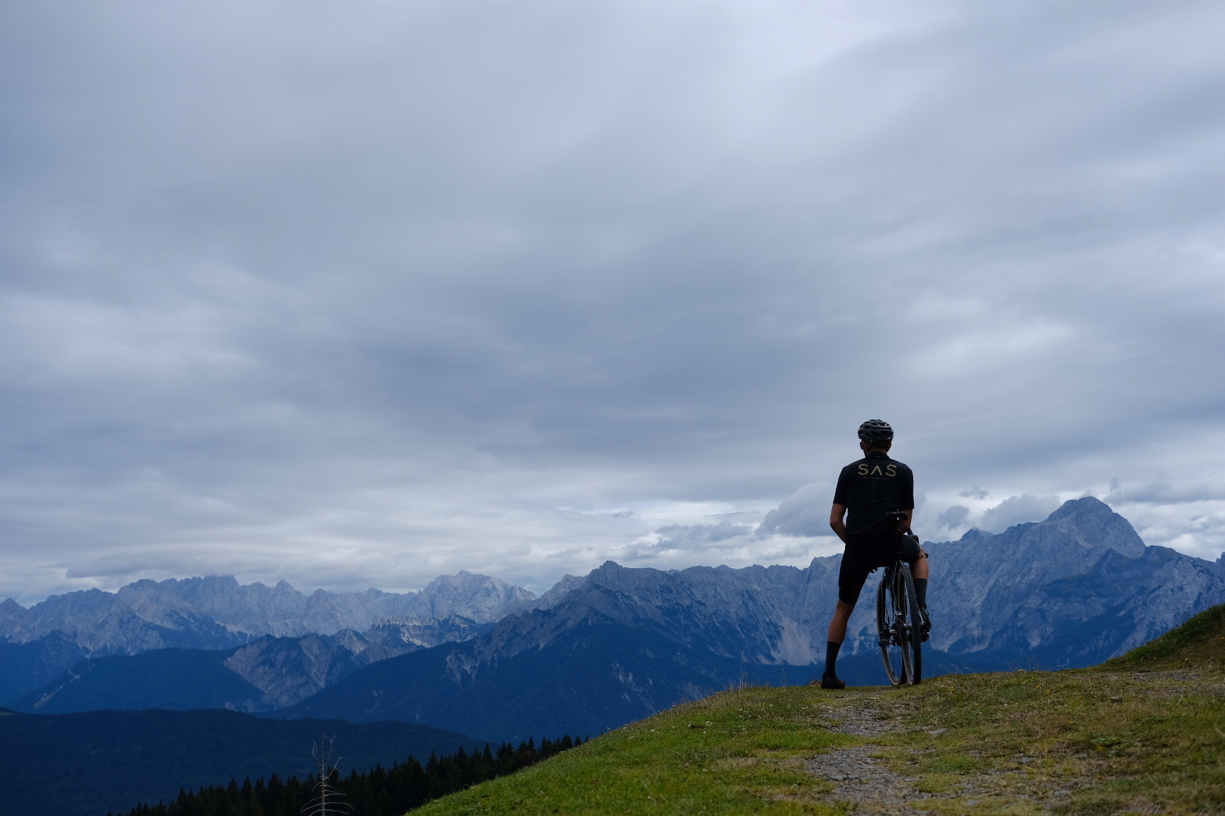 Hiking shoes for bikepacking. We're planning a 6-week cycling trip to New Zealand with my ...